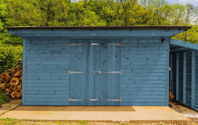 A Comprehensive Guide for The Best Blue Wood Stain Colors - Opple House