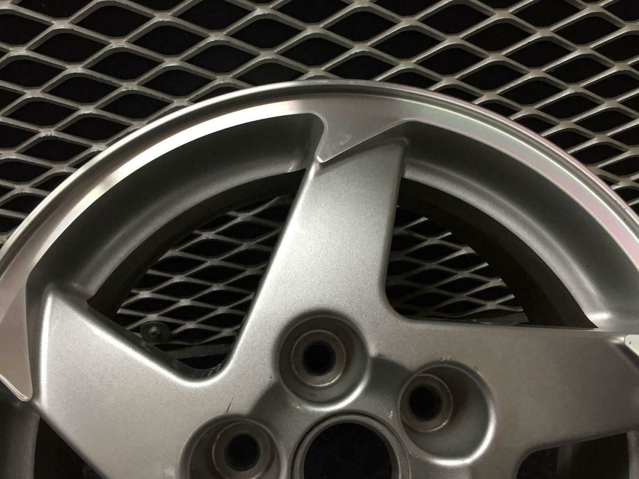 My Comprehensive Overview of Pontiac Bolt Patterns - Opple House
