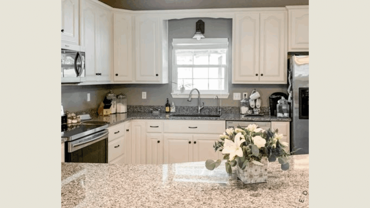 Reviewing Benjamin Moore's Soft Chamois (OC-13) - Opple House