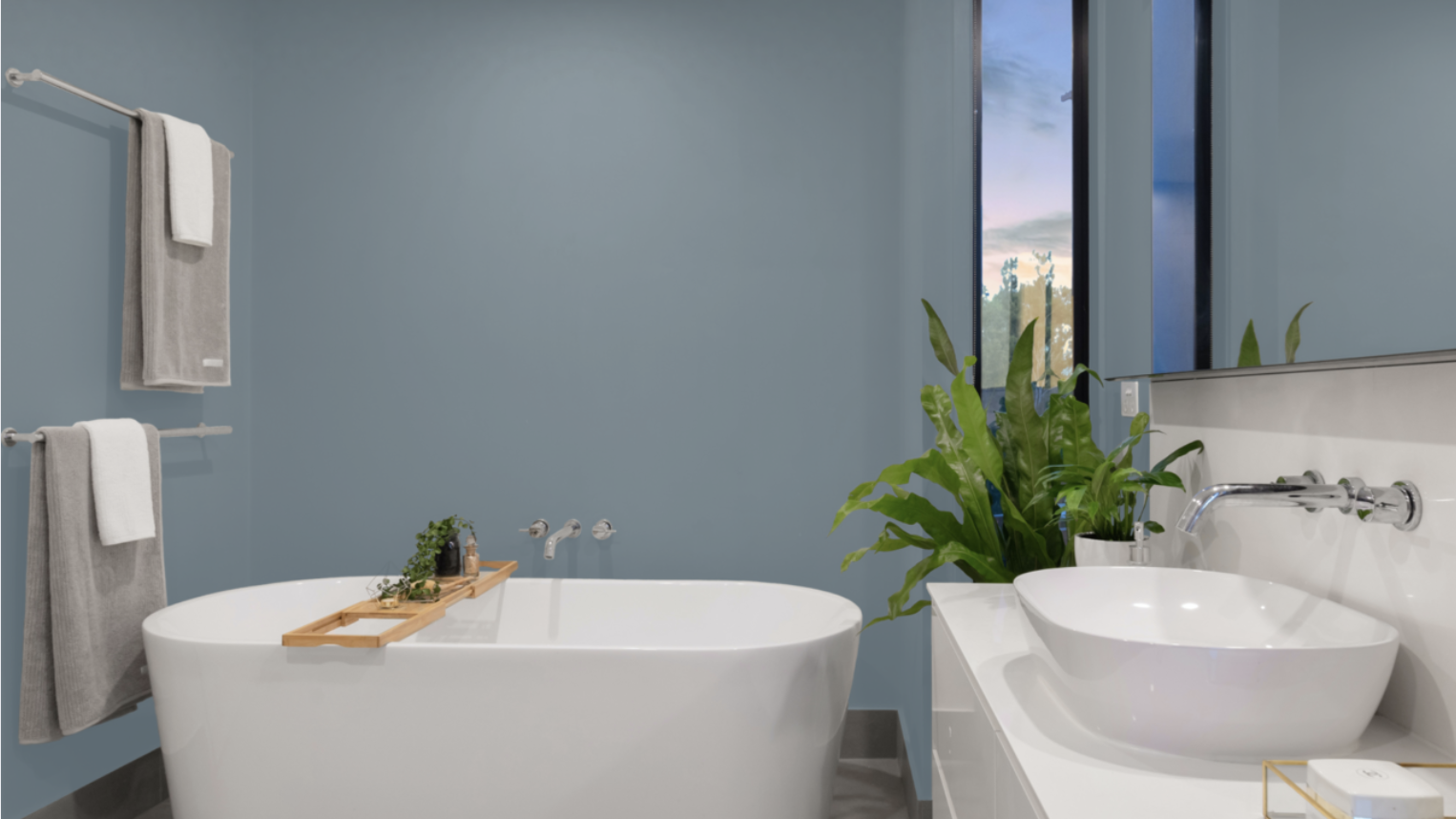 Reviewing Benjamin Moore's Polaris Blue (BM 1649) - Opple House