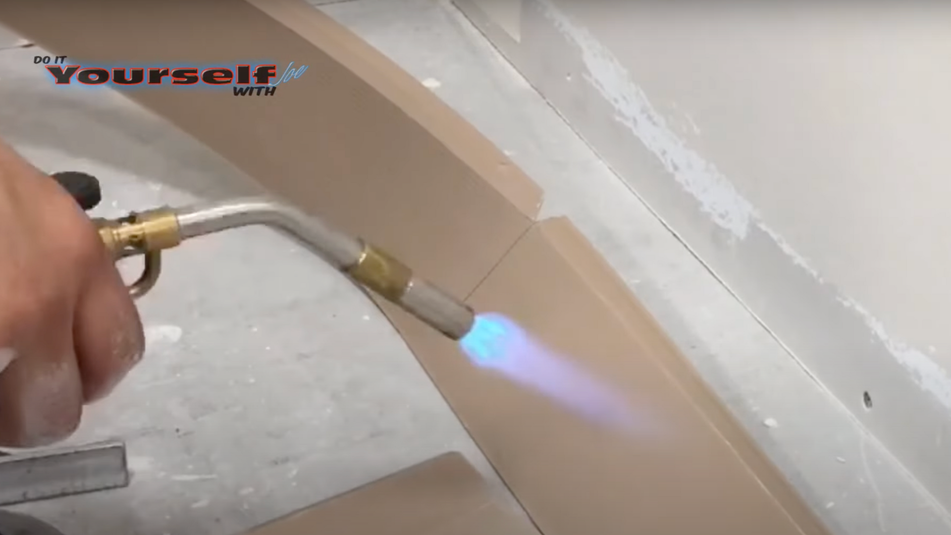 How to Install Rubber Baseboard: A Complete Guide - Opple House