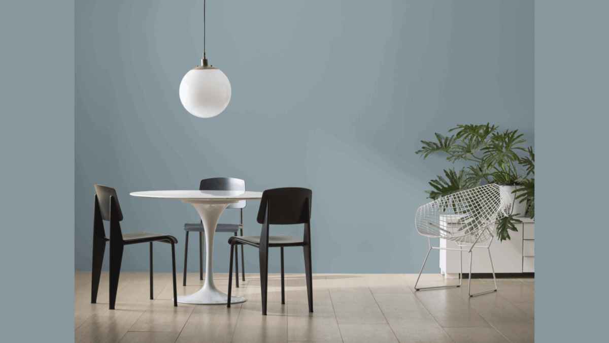 Reviewing Benjamin Moore's Water's Edge (1635) - Opple House