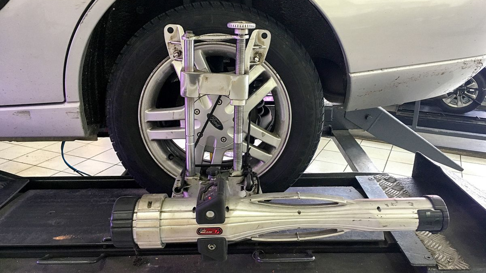 Wheel Alignment vs Balance: What to Know - Opple House