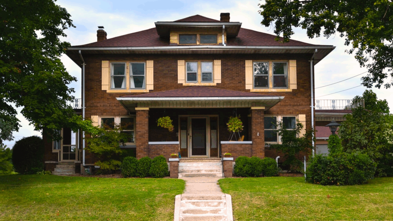 Understanding the American Four Square Style Homes - Opple House