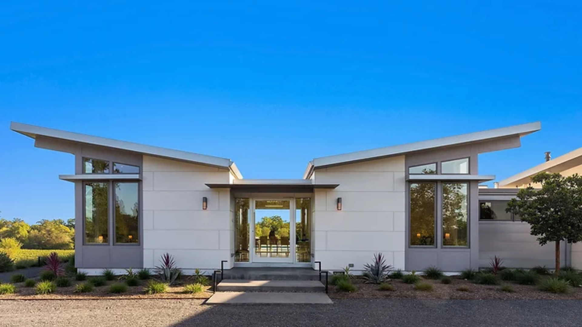 13 Popular Residential Roof Types for Your Home - Opple House