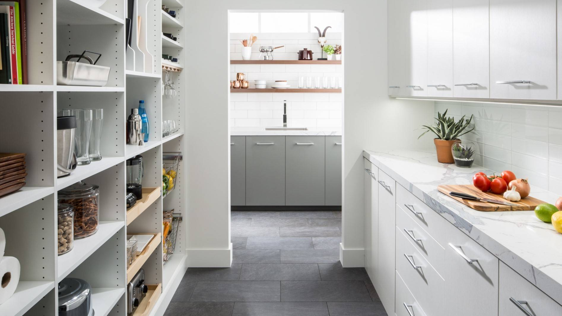 40 Smart Kitchen Layouts That Include the Perfect Pantry - Opple House