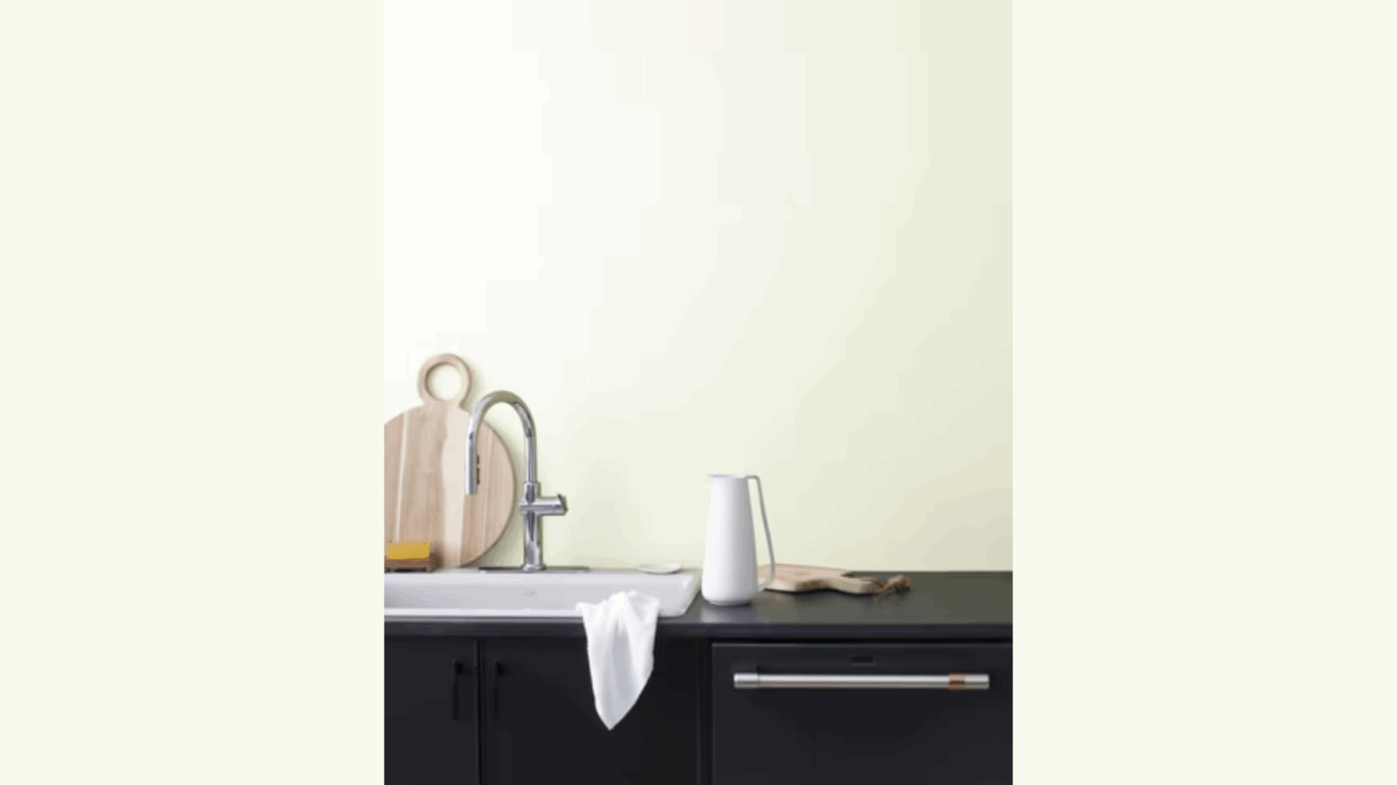 Reviewing Benjamin Moore's Cotton Balls (OC-122) - Opple House