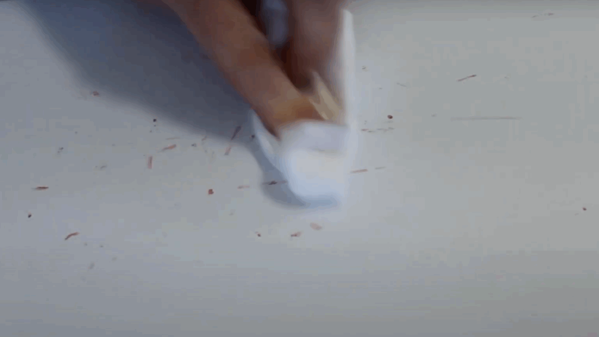 How to Clean a Whiteboard Effectively? - Opple House