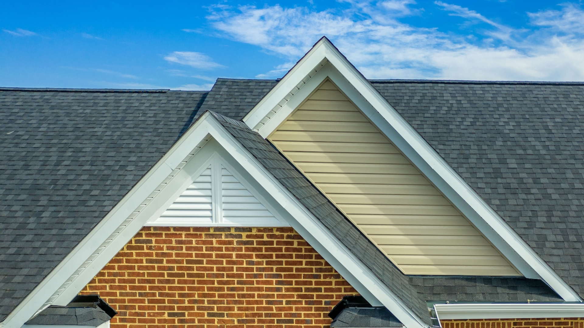 How to Accurately Measure Roof Pitch? - Opple House