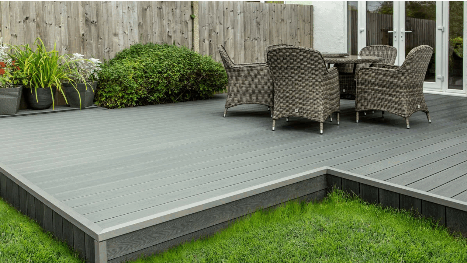 How to Space Composite Deck Boards Right? - Opple House