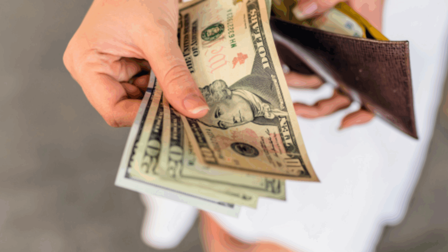 Tipping House Cleaners: What You Should Know - Opple House