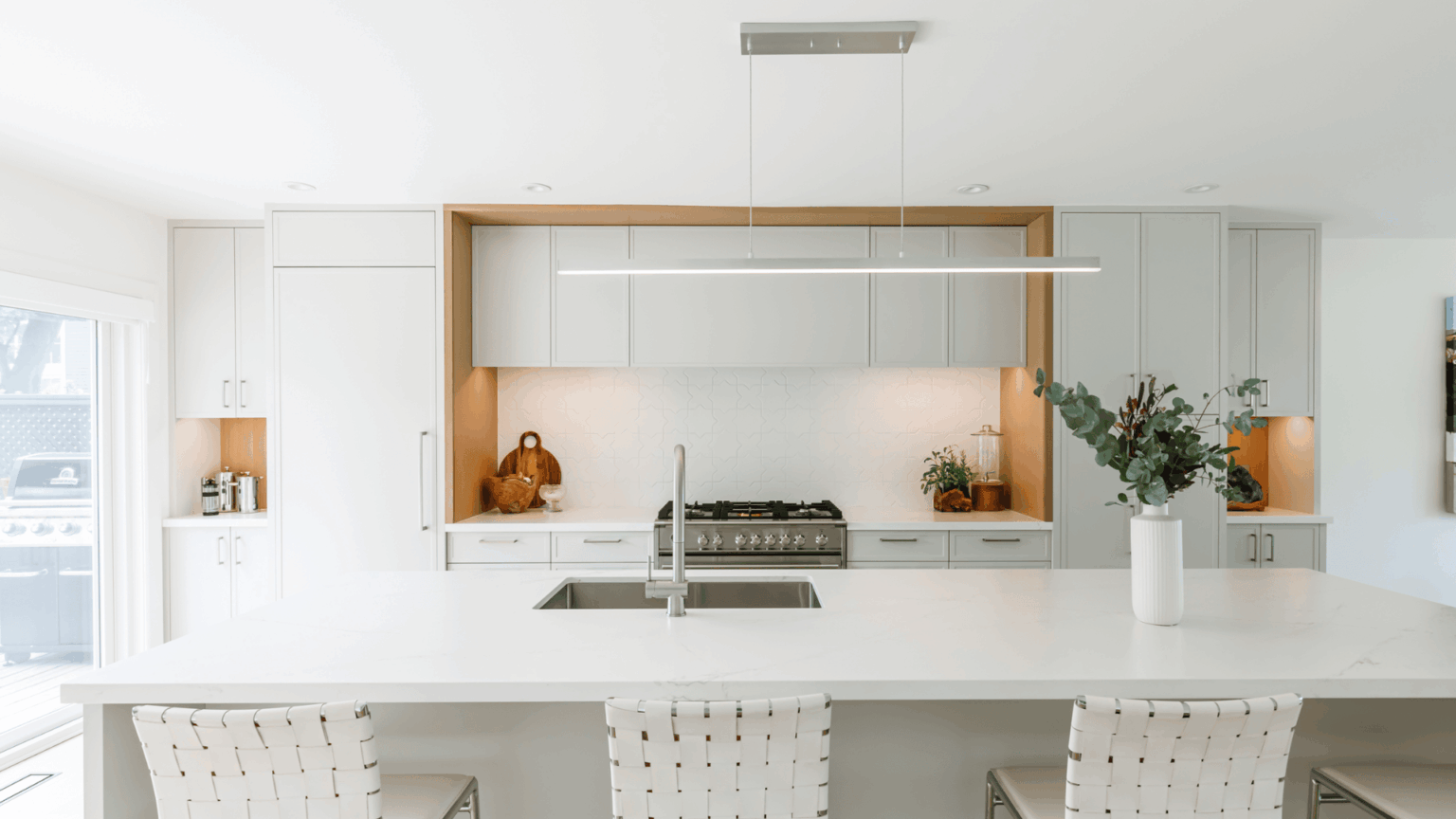 15 Stylish Kitchen Garage & Appliance Garage Ideas - Opple House