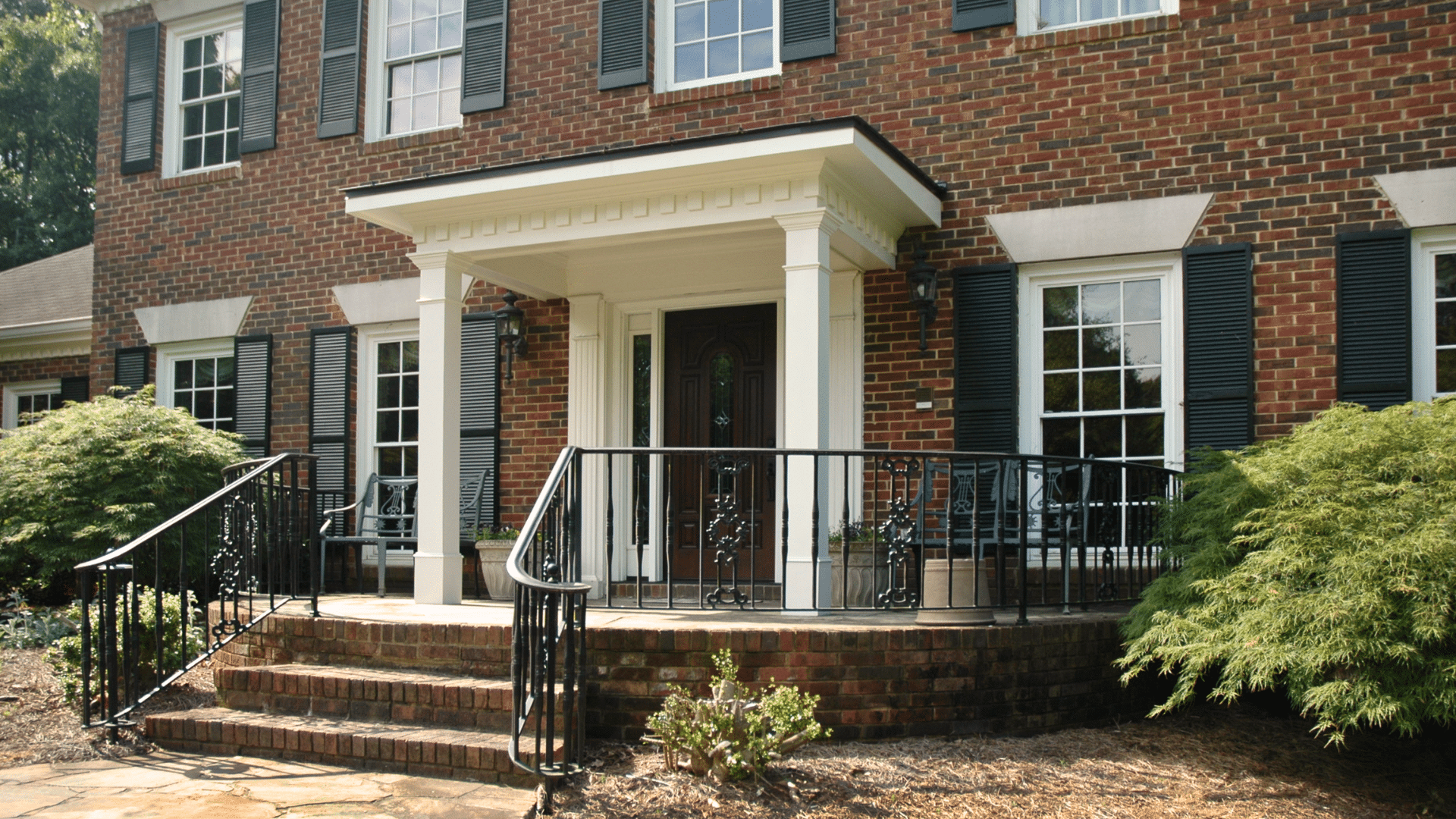 What Is a Portico: Types, Materials and Design Tips - Opple House