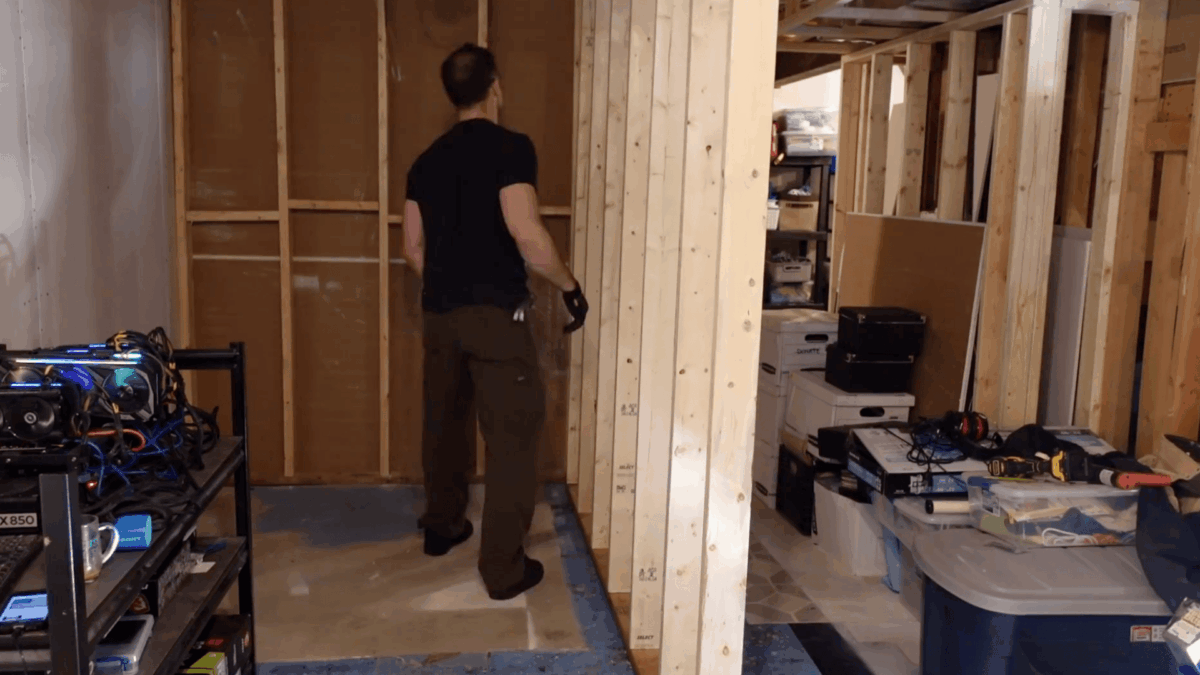 How to Frame a DIY Closet Wall as a Beginner? - Opple House