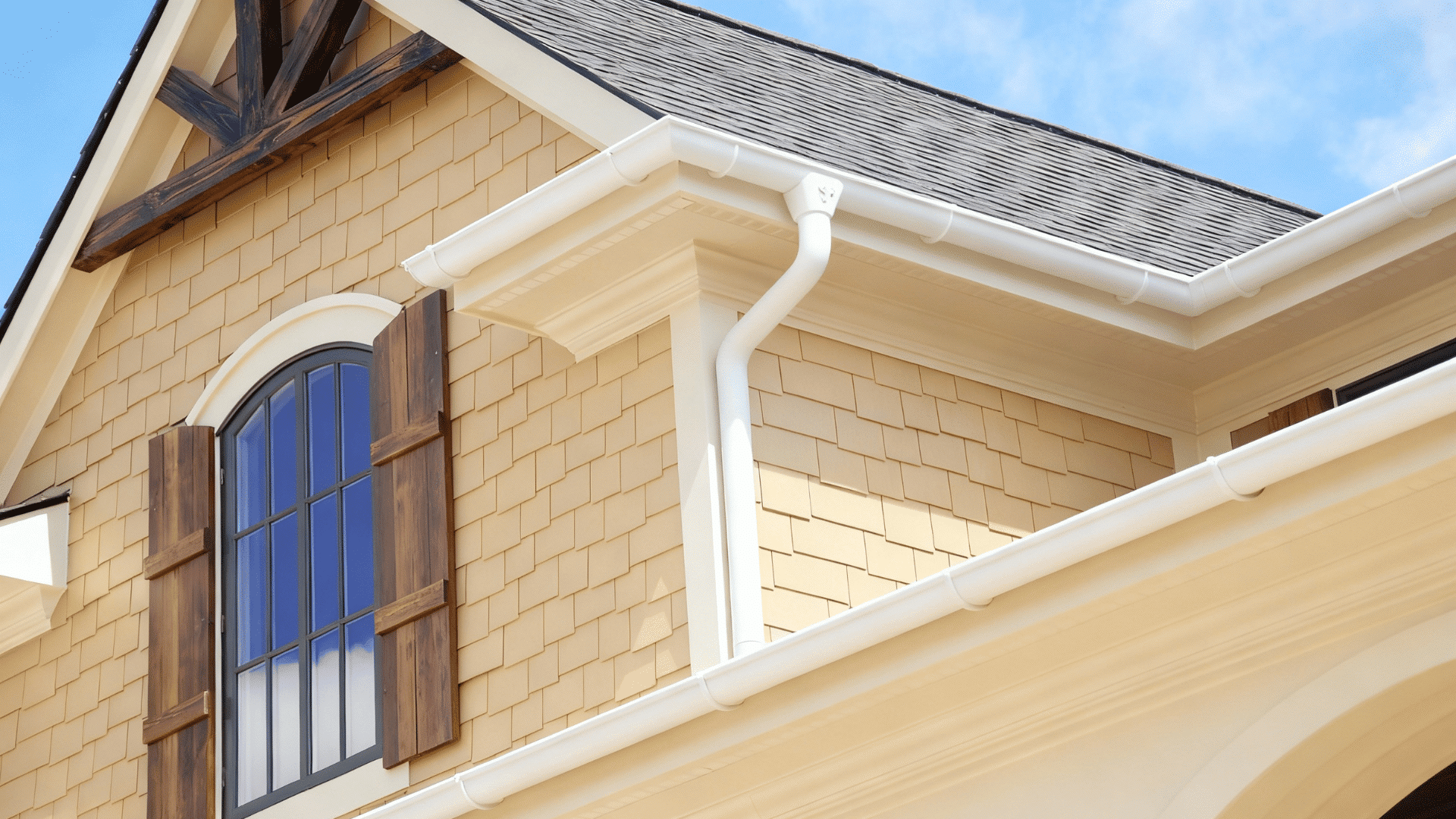 Easy Guide to Standard Gutter Sizes - Opple House