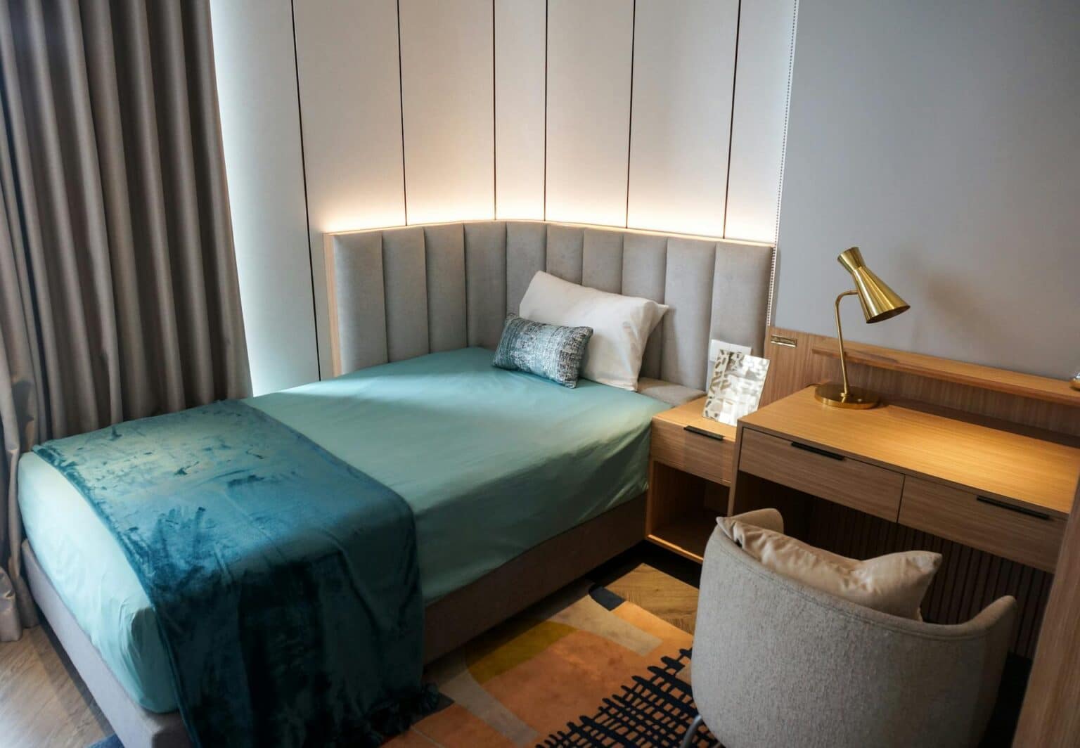 How to Redesign a Bedroom Into a Multi-Purpose Guest and Work Space ...