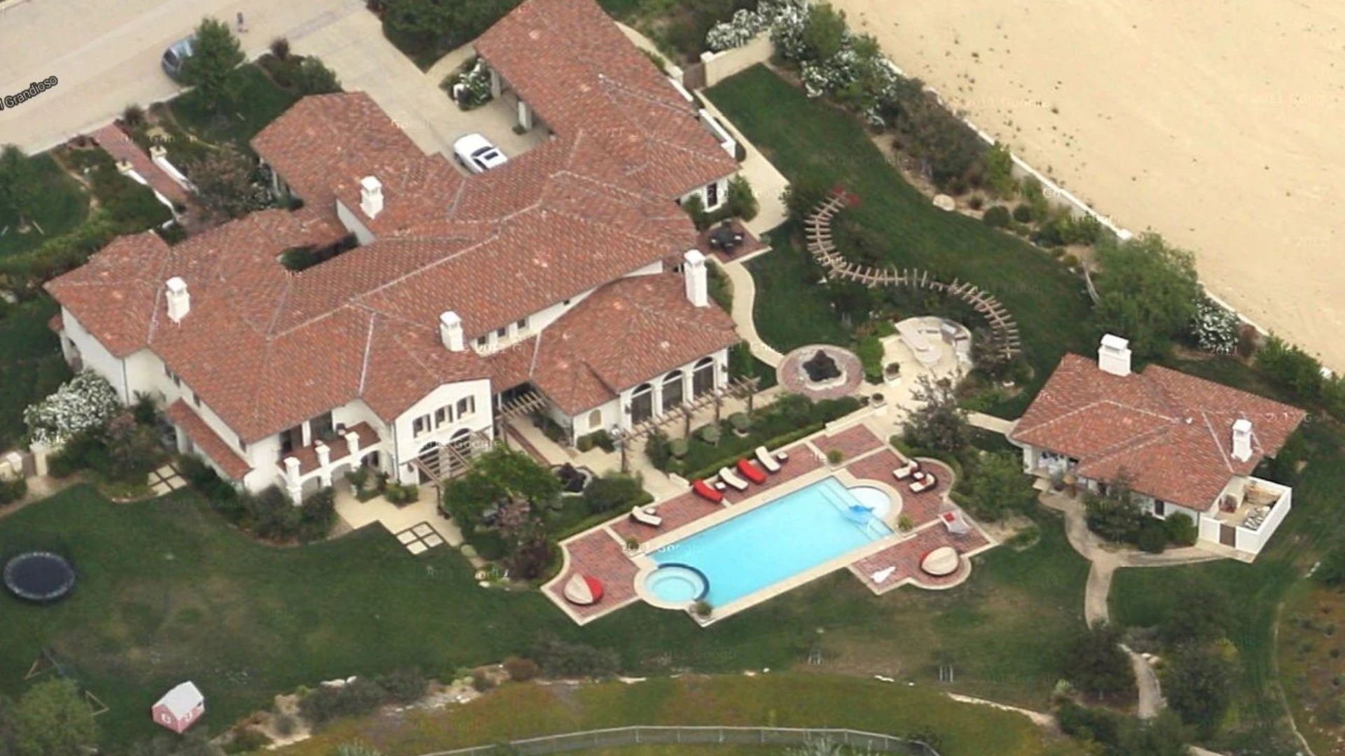 Inside Justin Bieber’s Houses and Mansions - Opple House