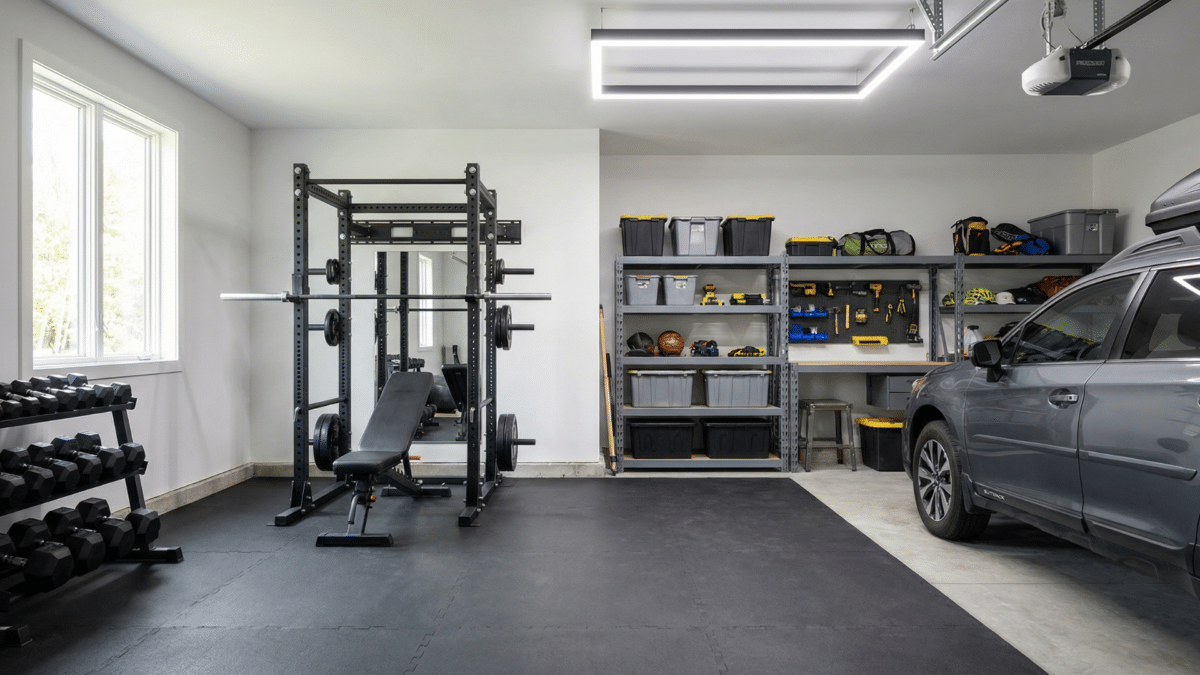 17 Best Half Garage Gym Ideas for Home - Opple House